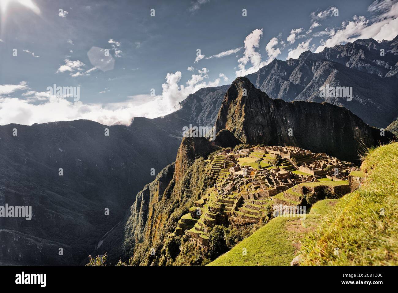 View of the ancient Inca City of Machu Picchu Stock Photo - Alamy