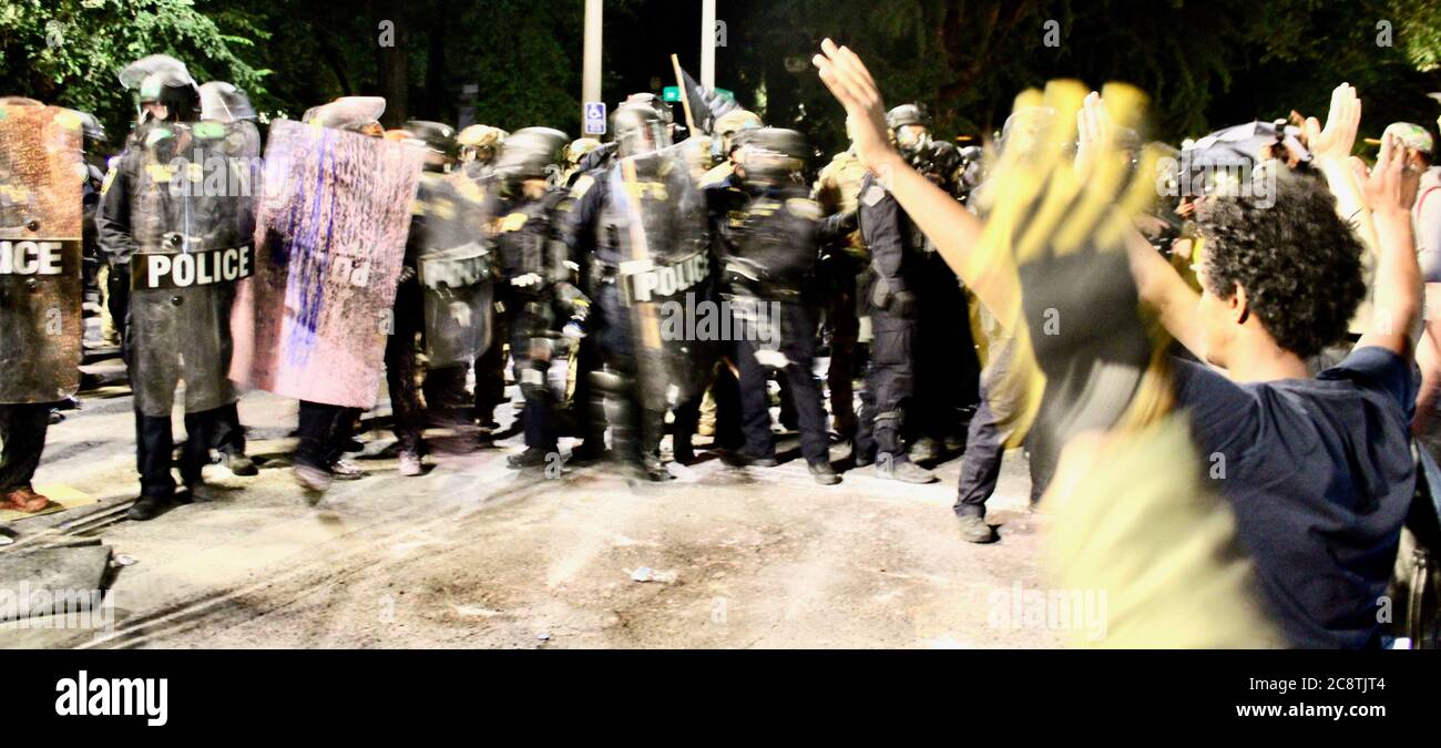 Portland, Oregon, USA. 26th July, 2020. Portland Protests intensify in ...