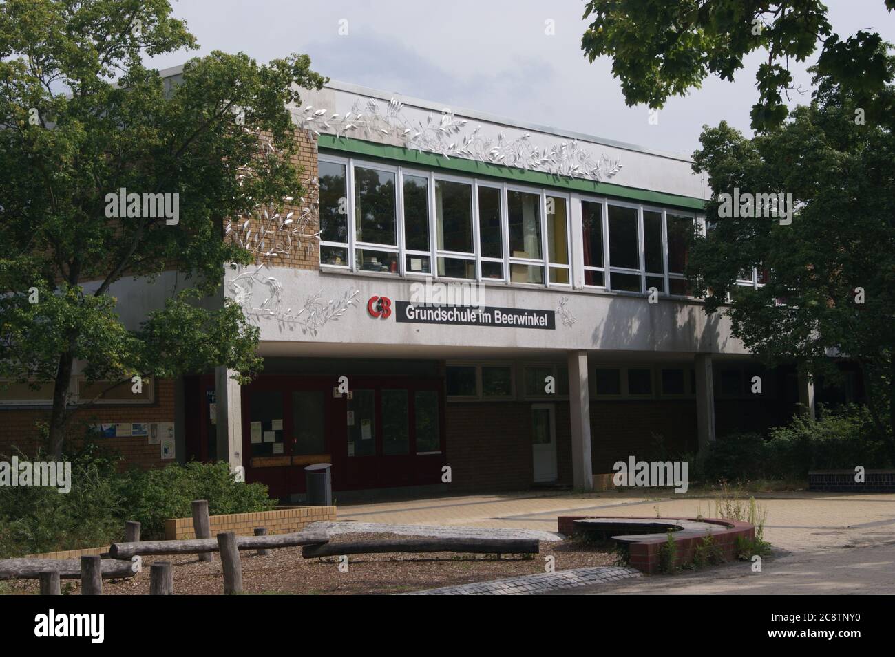 Grundschule im beerwinkel hi-res stock photography and images - Alamy