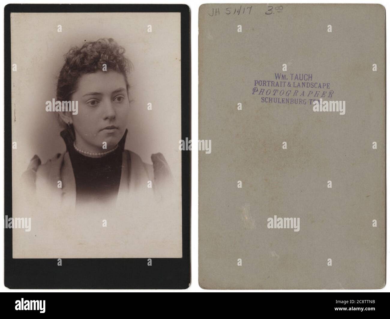 [Woman facing right] Stock Photo - Alamy