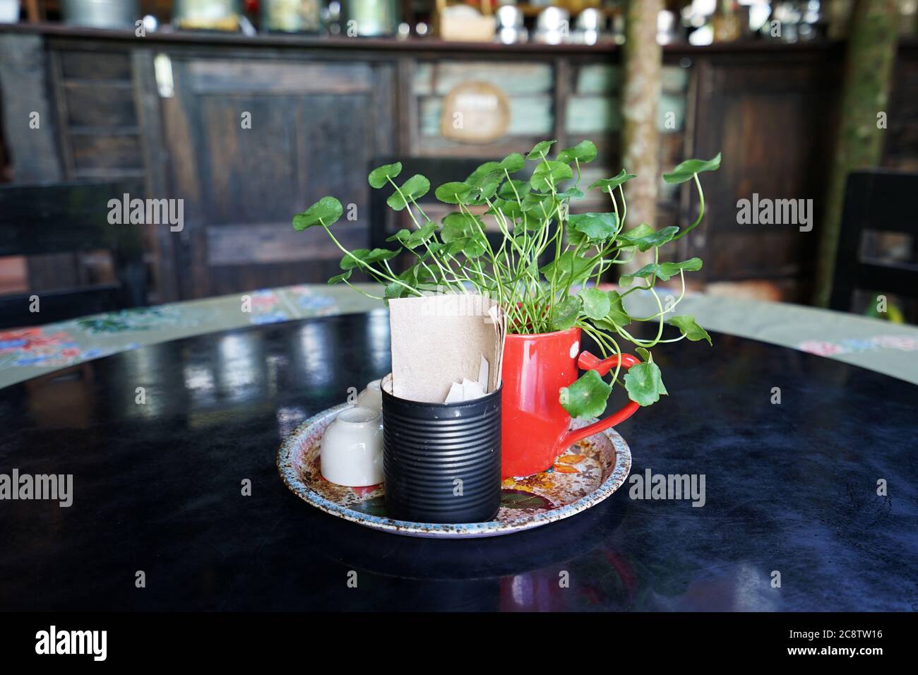 Table arrangement and decoration decorated with porcelain tissue paper ...