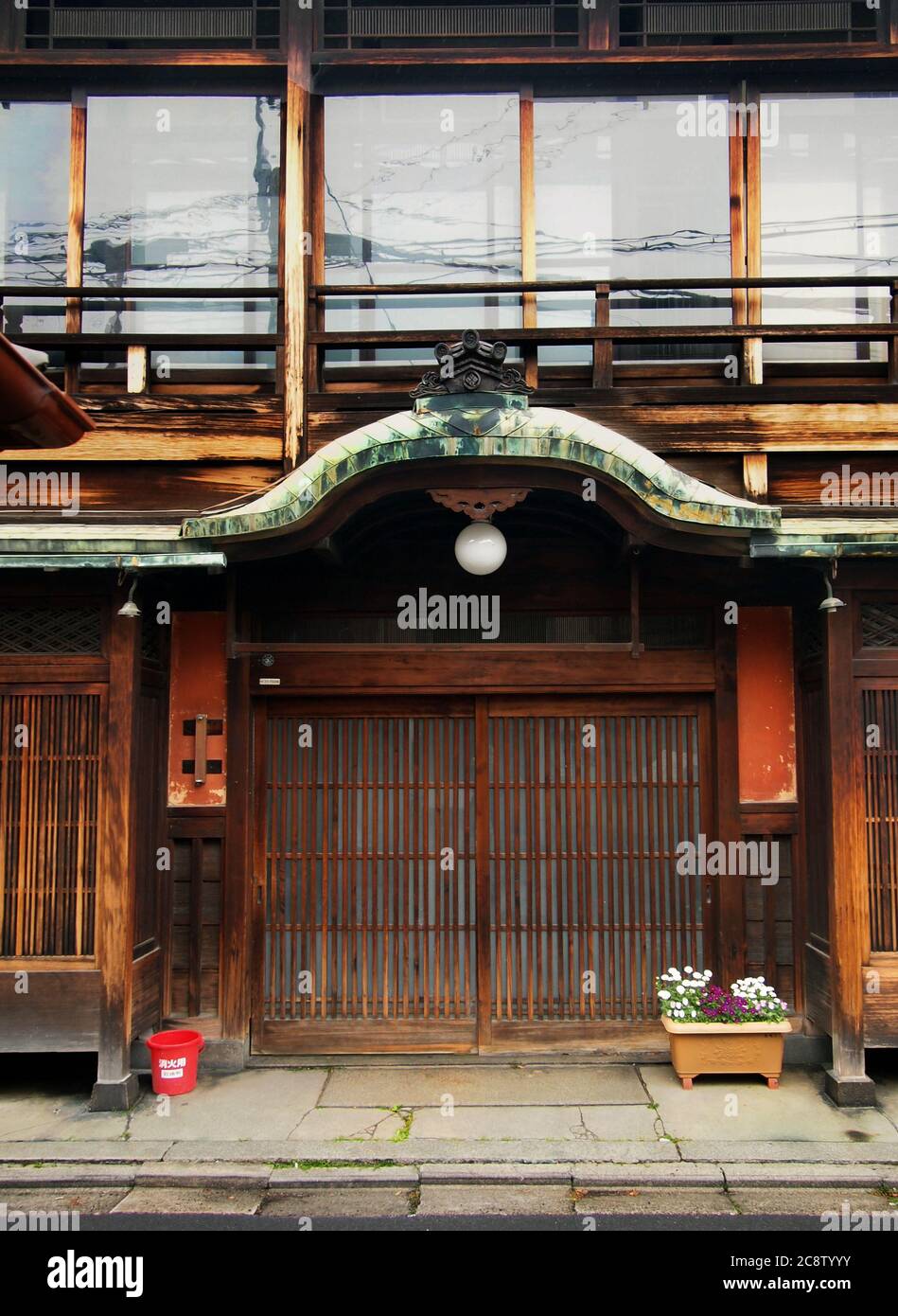 Gojo Rakuen (5th Street Paradise), red light district of old Kyoto The ...
