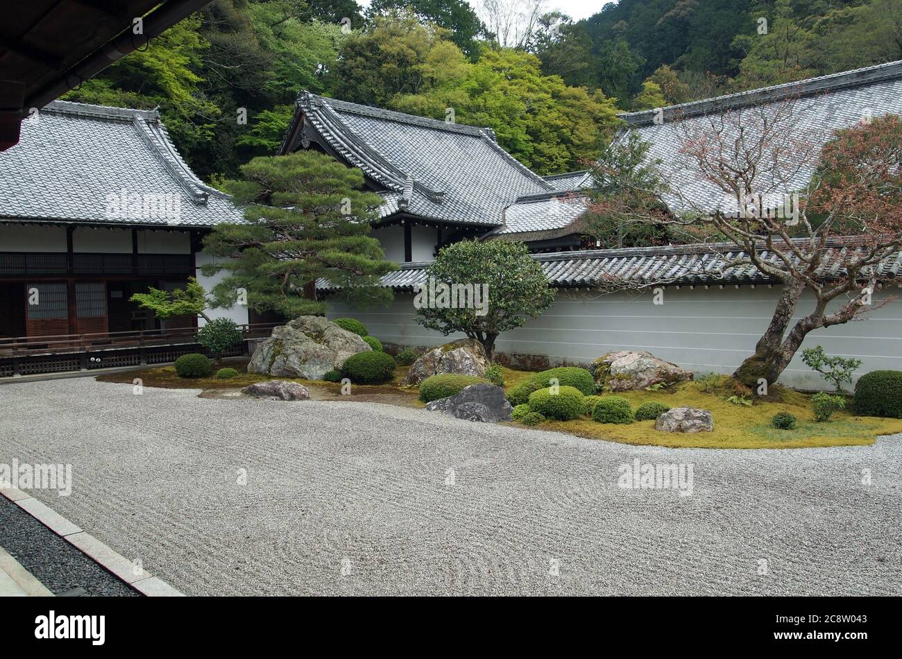 Garden of nanzenji temple hi-res stock photography and images - Alamy