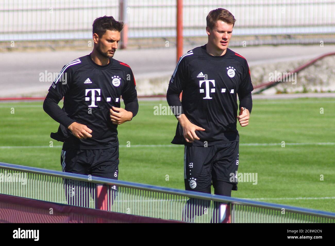 Alexander nubel fc bayern munchen hi-res stock photography and images ...