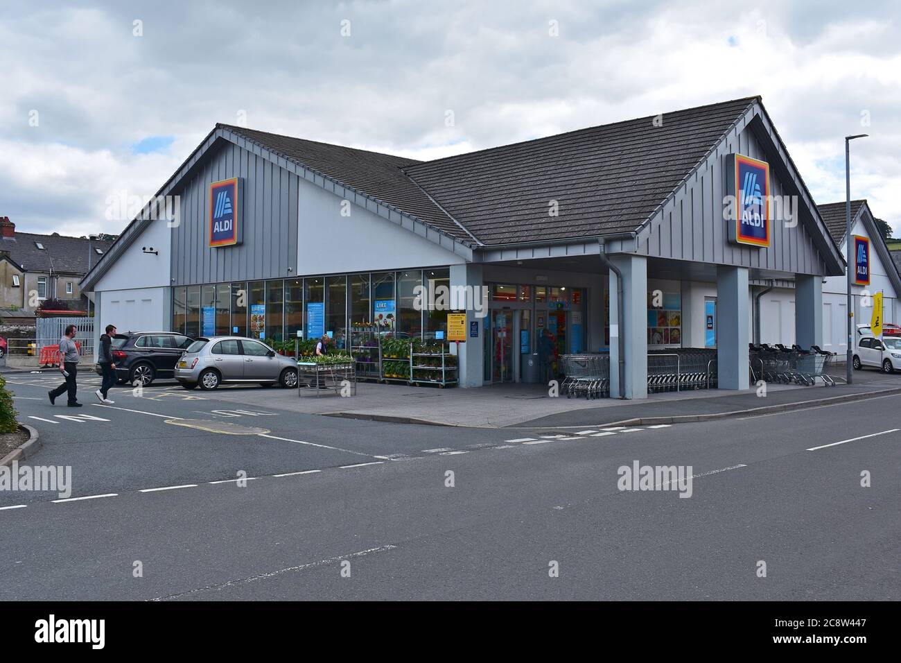 Brecon market town centre hi-res stock photography and images - Alamy