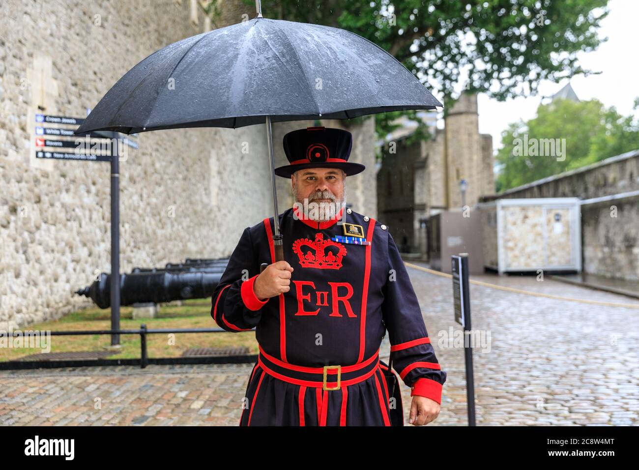 Yeomen Warder Tower Of London High Resolution Stock Photography and ...