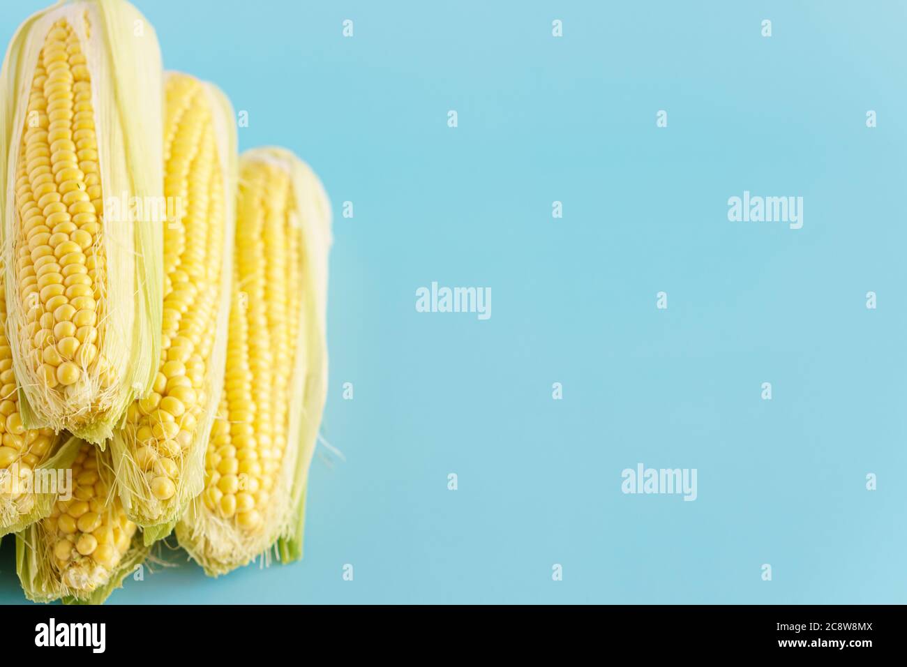 Peeled corn hi-res stock photography and images - Alamy