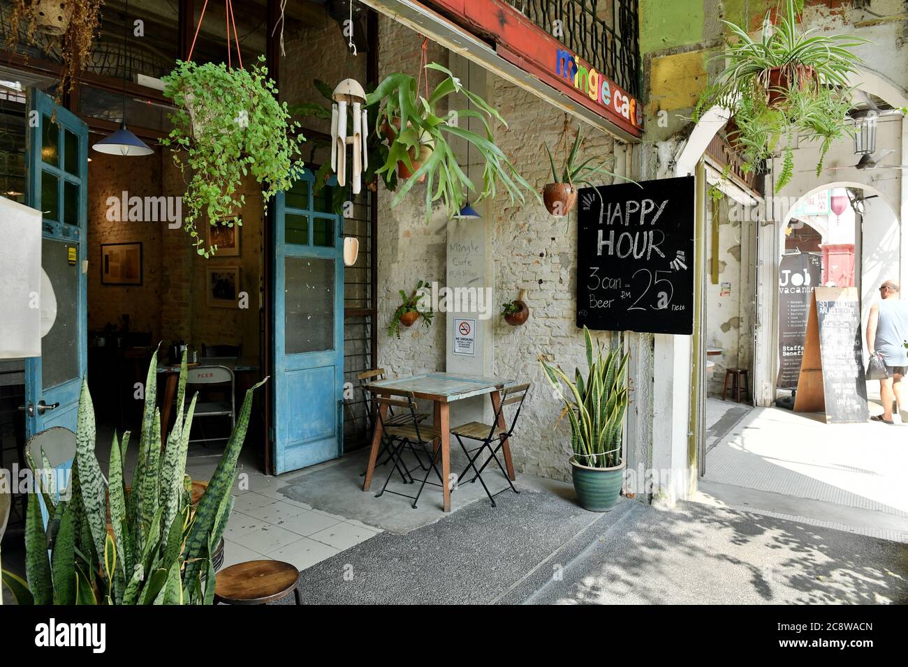 Cafe run down interior hi-res stock photography and images - Alamy