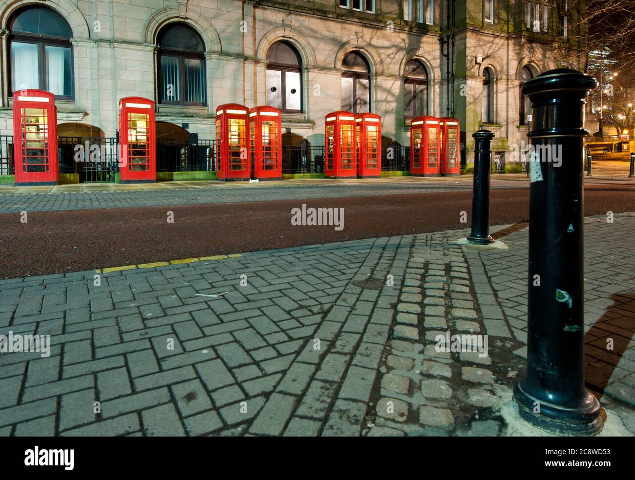Row of telephone boxes hi-res stock photography and images - Alamy