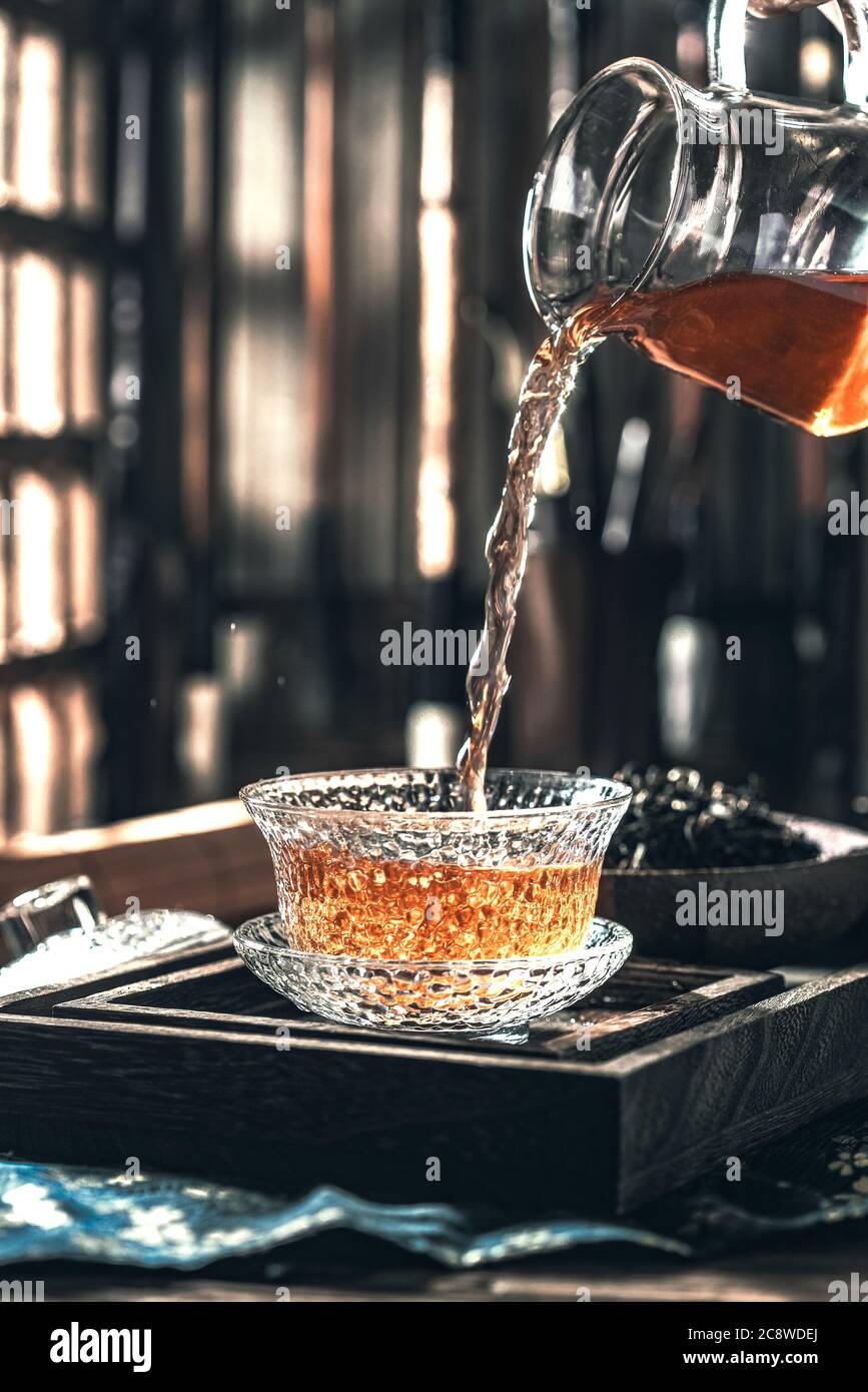 Down pour the tea Stock Photo - Alamy