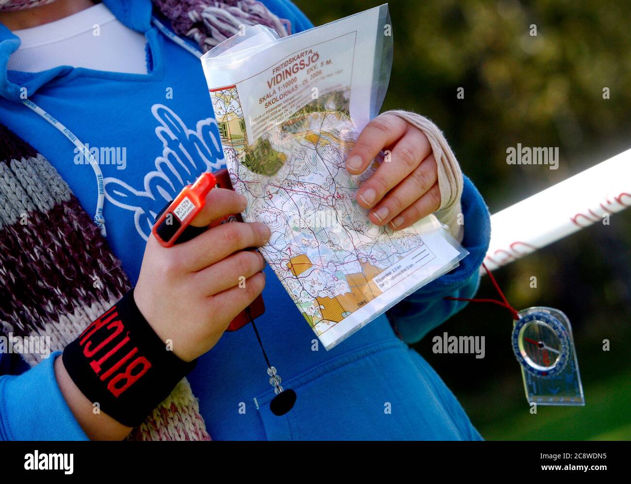 Orientering map compass hi-res stock photography and images - Alamy
