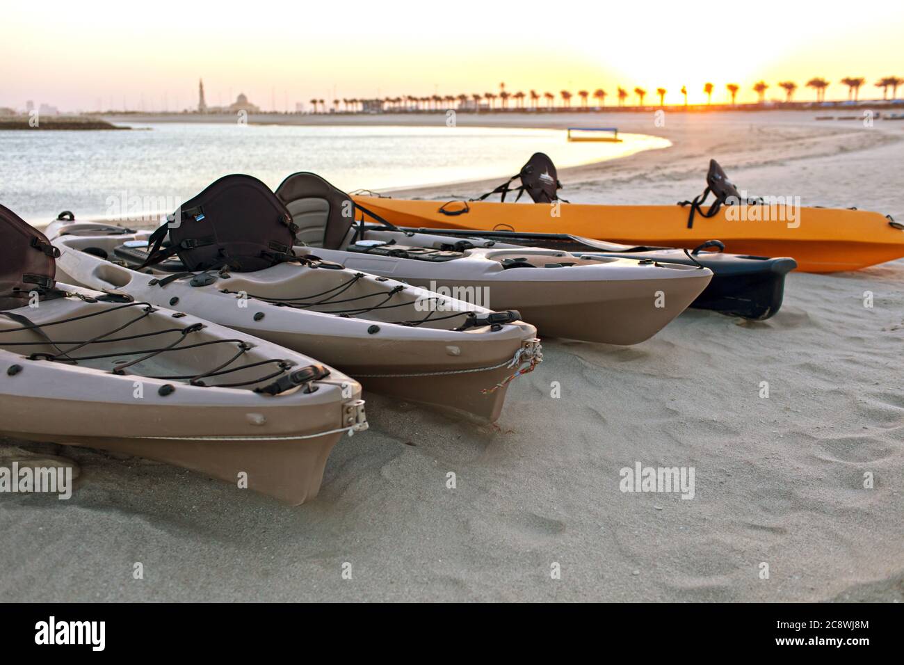 Bahrain beach hi-res stock photography and images - Alamy