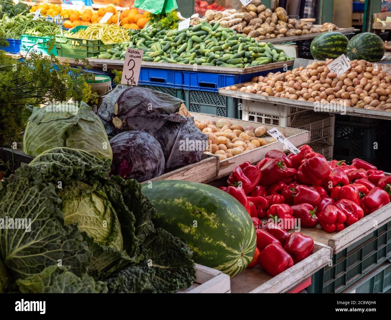 Vegetables on the stall hi-res stock photography and images - Alamy