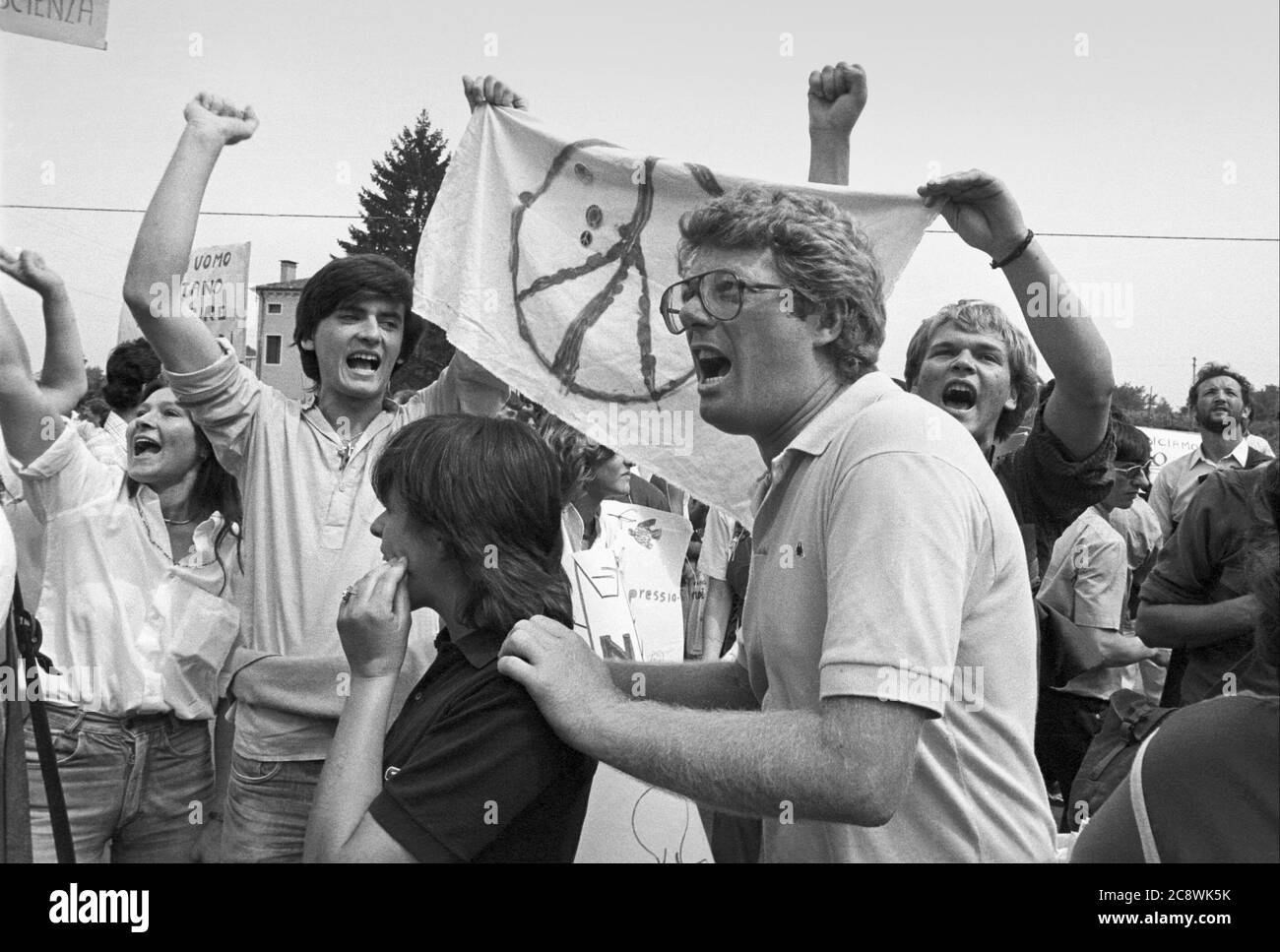 Italy, peace march from Vicenza to Longare against the installation of ...