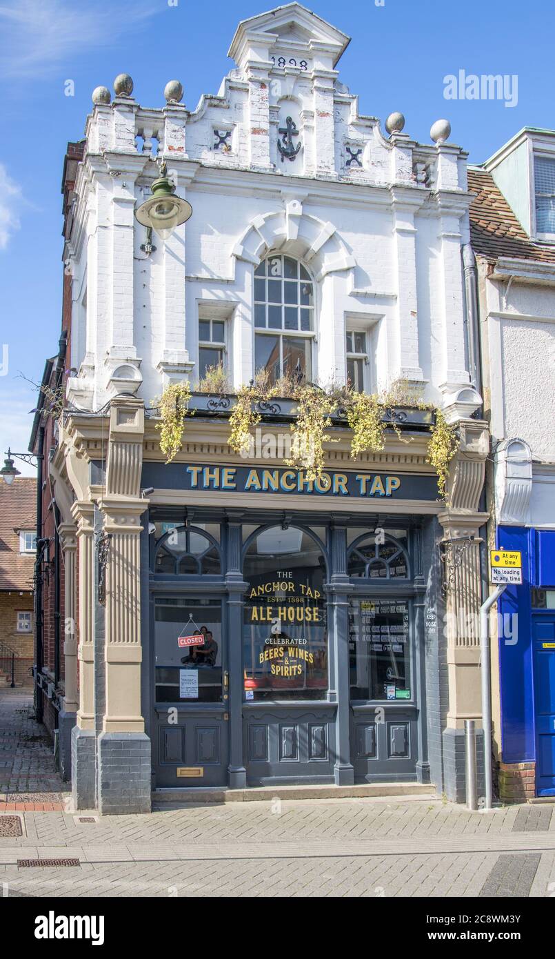 Anchor tap horsham hi-res stock photography and images - Alamy