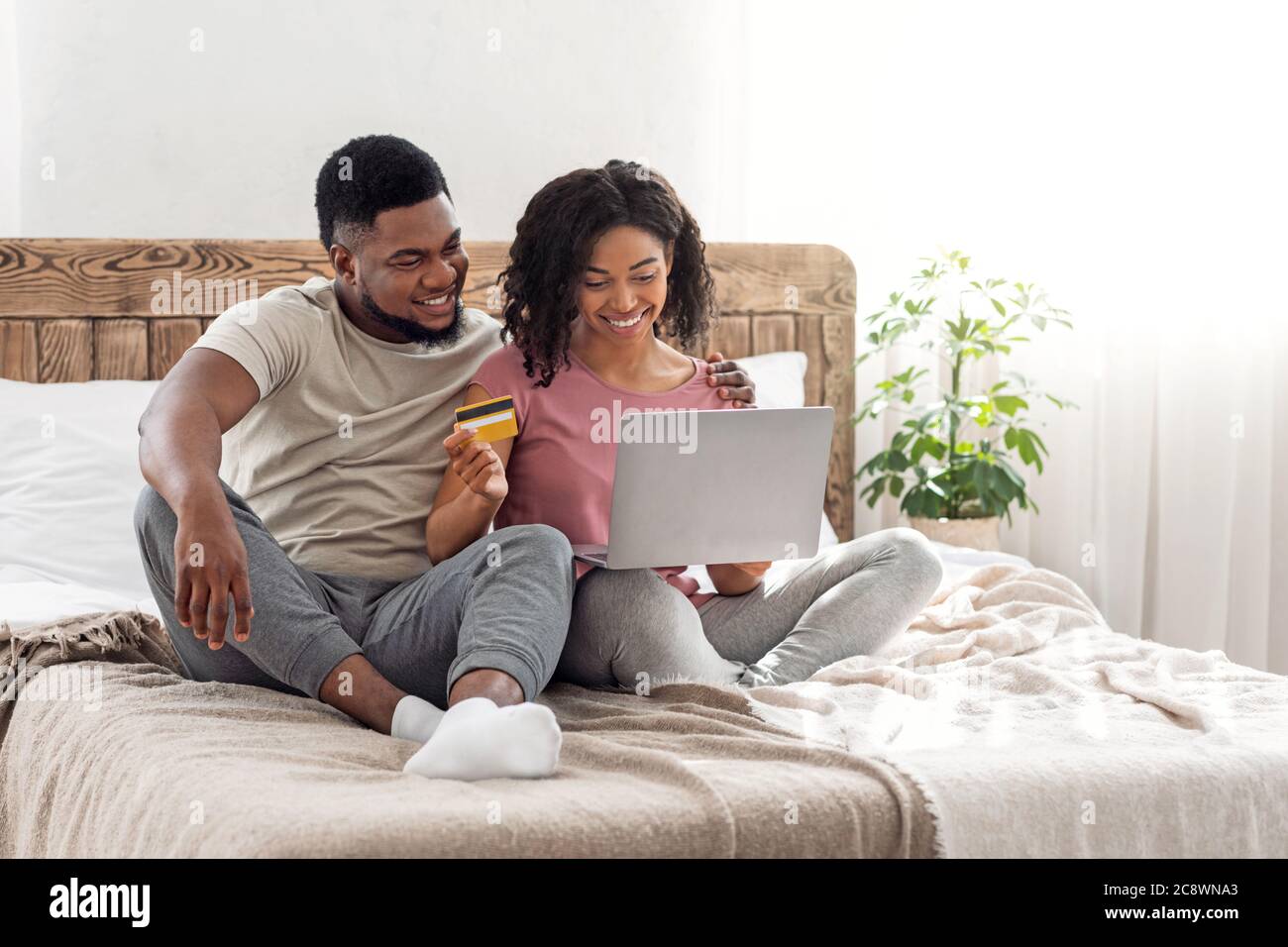 Credit using hi-res stock photography and images - Alamy