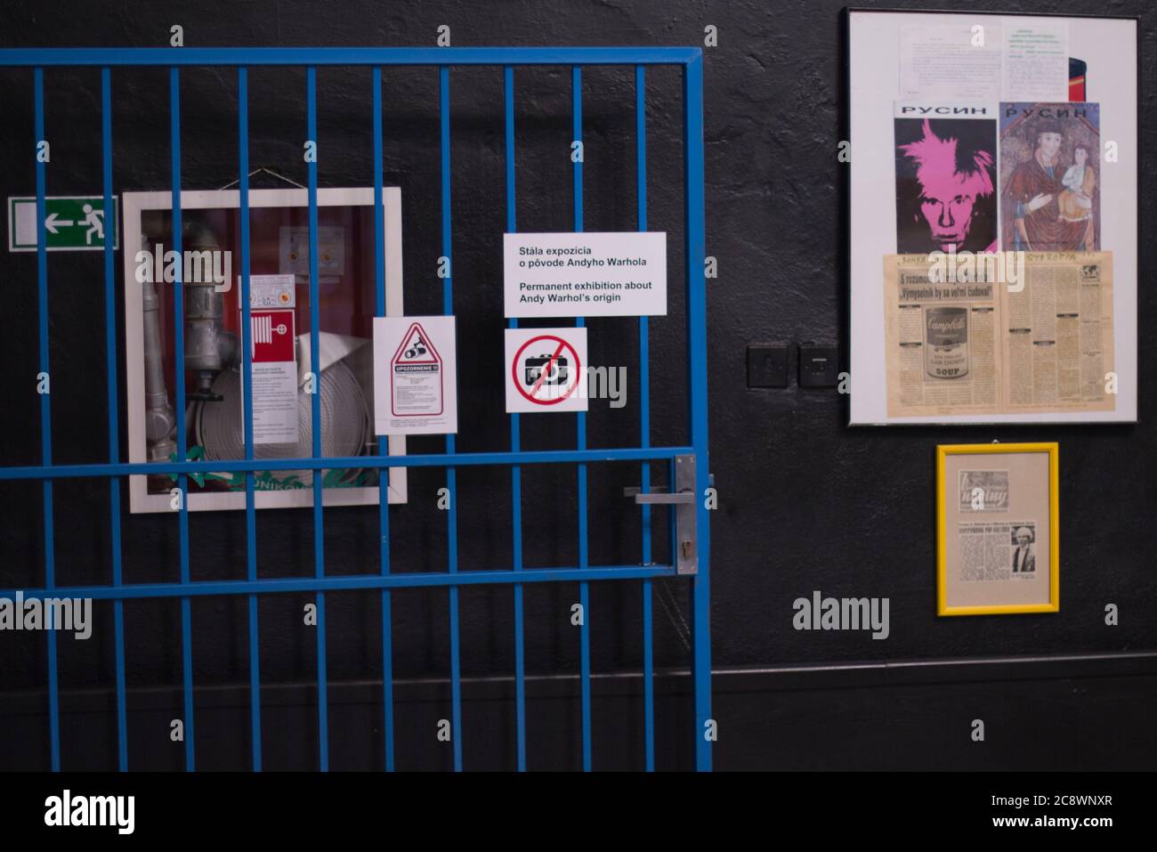 Fire hose reel symbol sign hi-res stock photography and images - Alamy