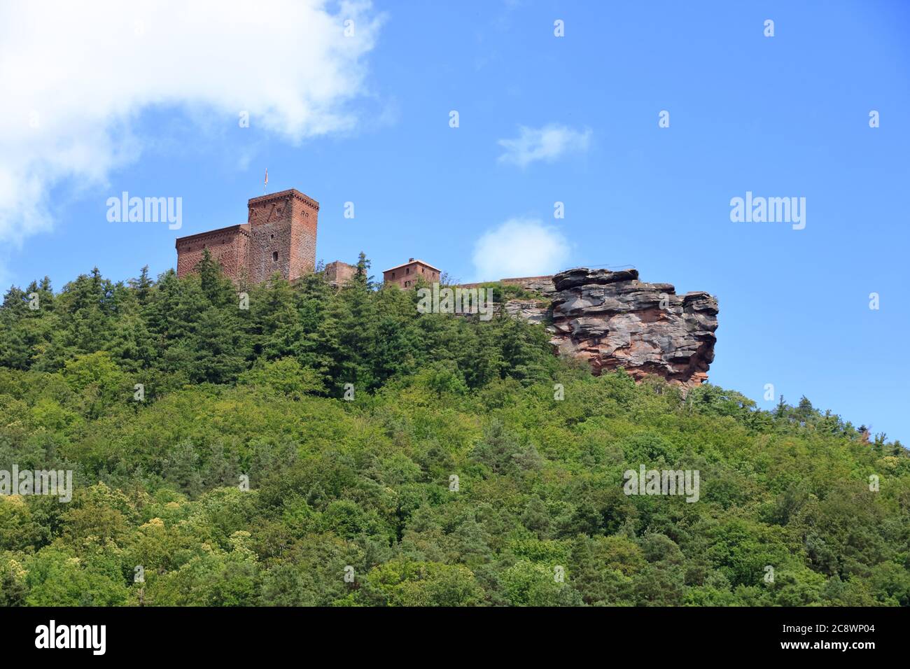 Tower of trifels castle hi-res stock photography and images - Alamy