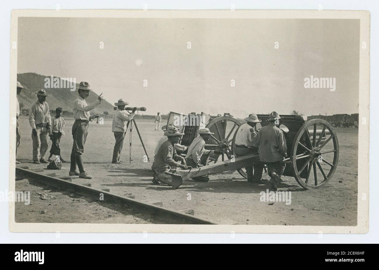 75 millimeter hi-res stock photography and images - Alamy