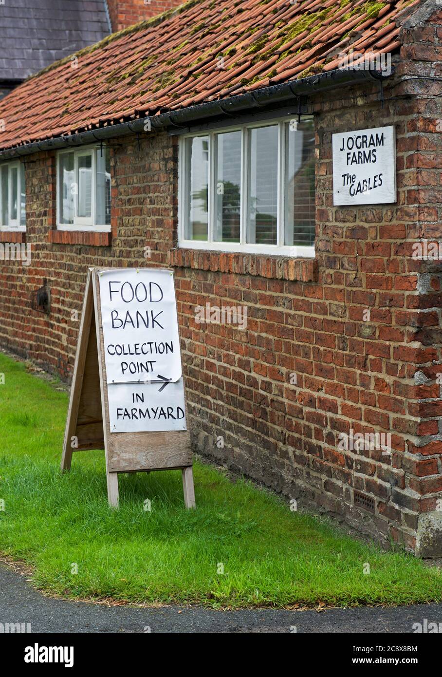 Food bank uk hi-res stock photography and images - Alamy