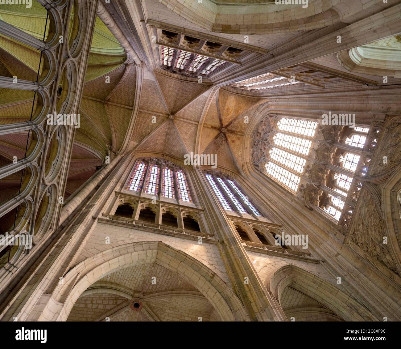 Quentin cathedral hi-res stock photography and images - Alamy