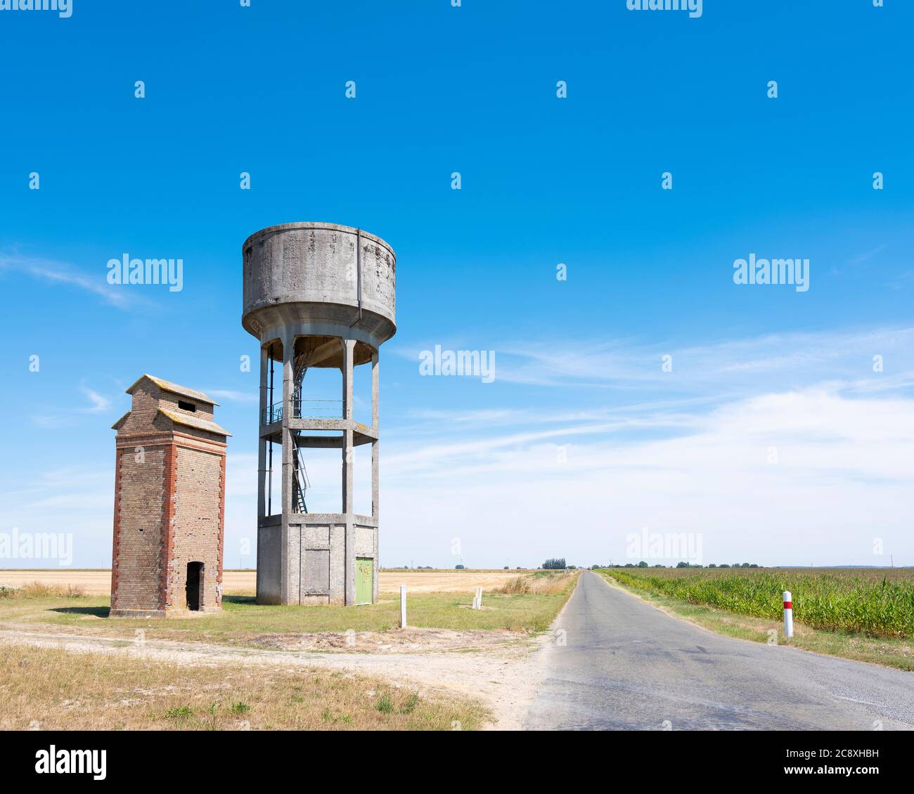 Water tower in the landscape hi-res stock photography and images - Alamy