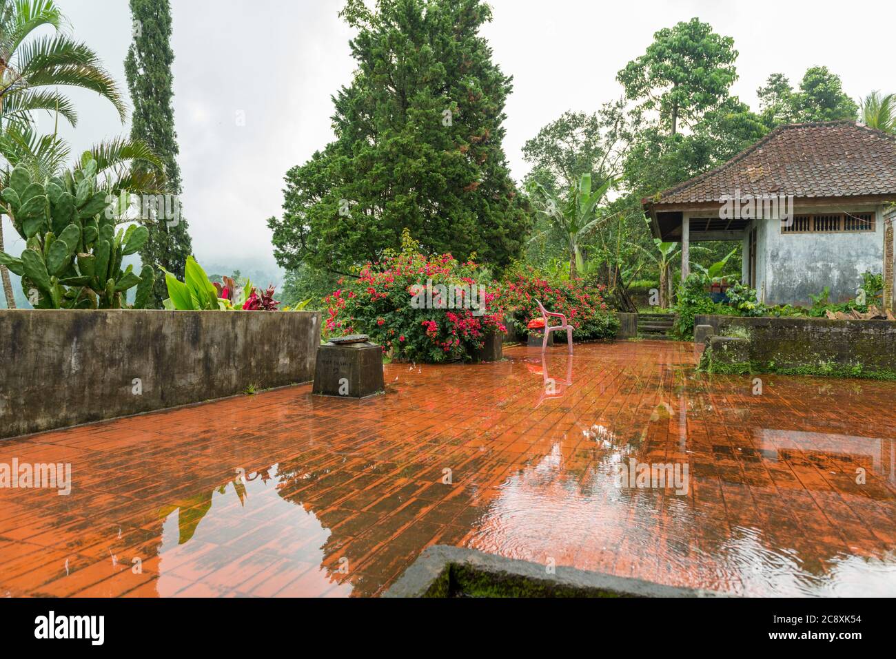 Water at cafe terrace Stock Photo - Alamy