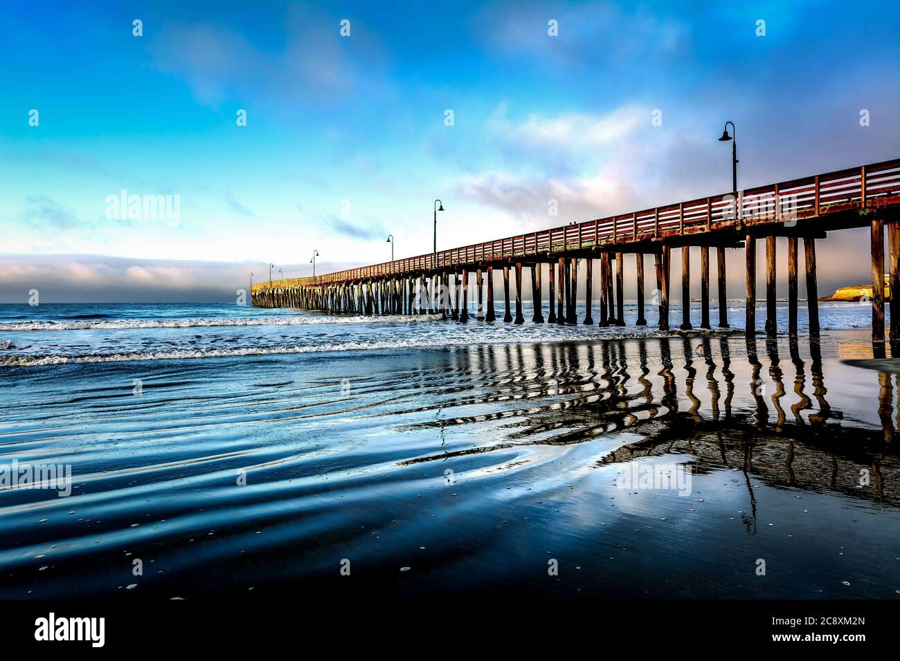 Cayucos beach pier at sunset hi-res stock photography and images - Alamy