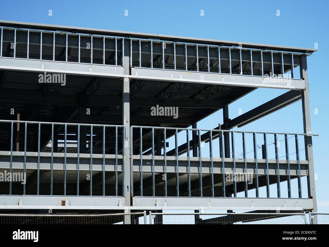 steel construction frame of commercial building Stock Photo - Alamy