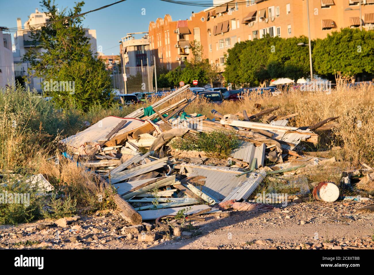 collapsed building in a city Stock Photo - Alamy