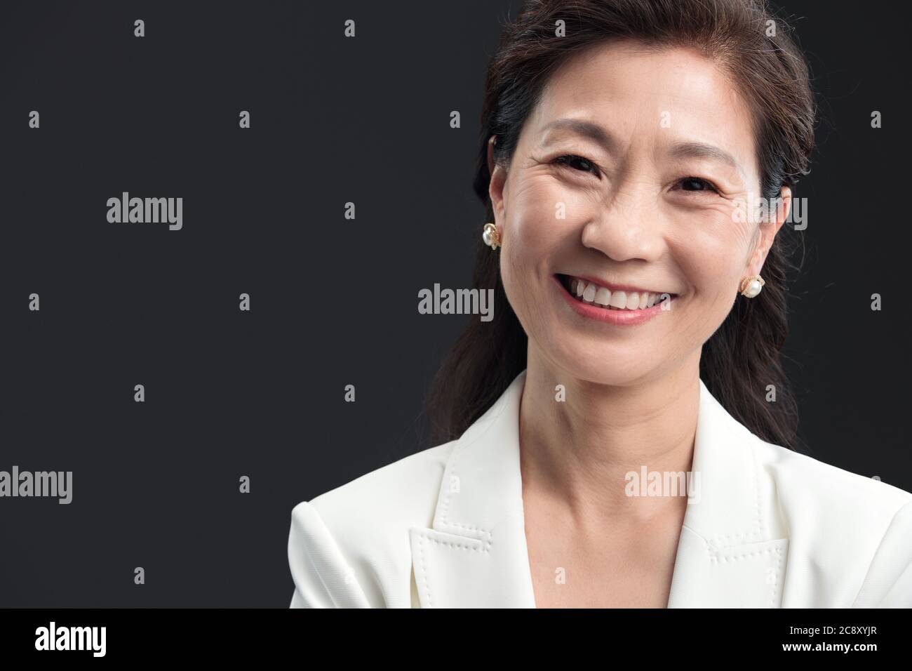 Mature middle class women hi-res stock photography and images - Alamy