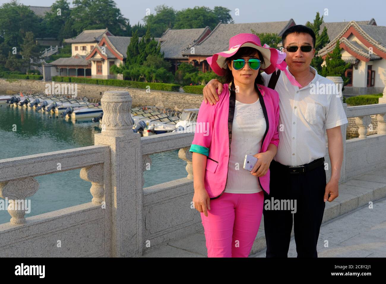 Chinese people hi-res stock photography and images - Alamy