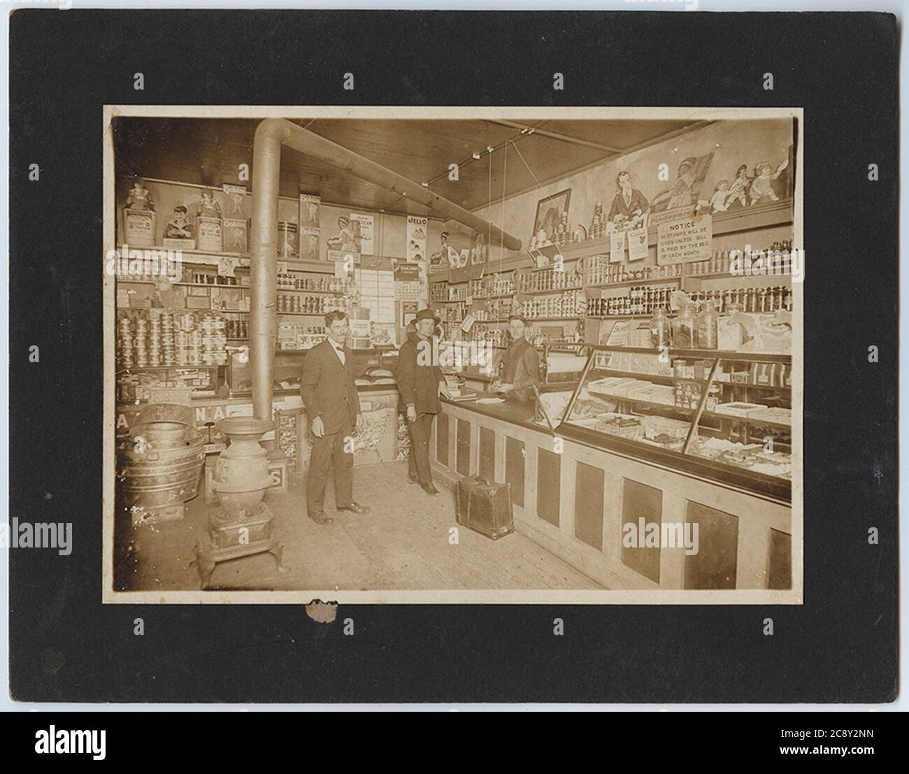 1940s grocery store hi-res stock photography and images - Alamy