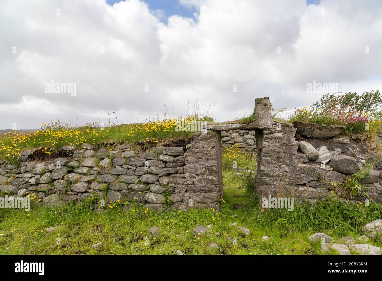 Callanish blackhouse hi-res stock photography and images - Alamy