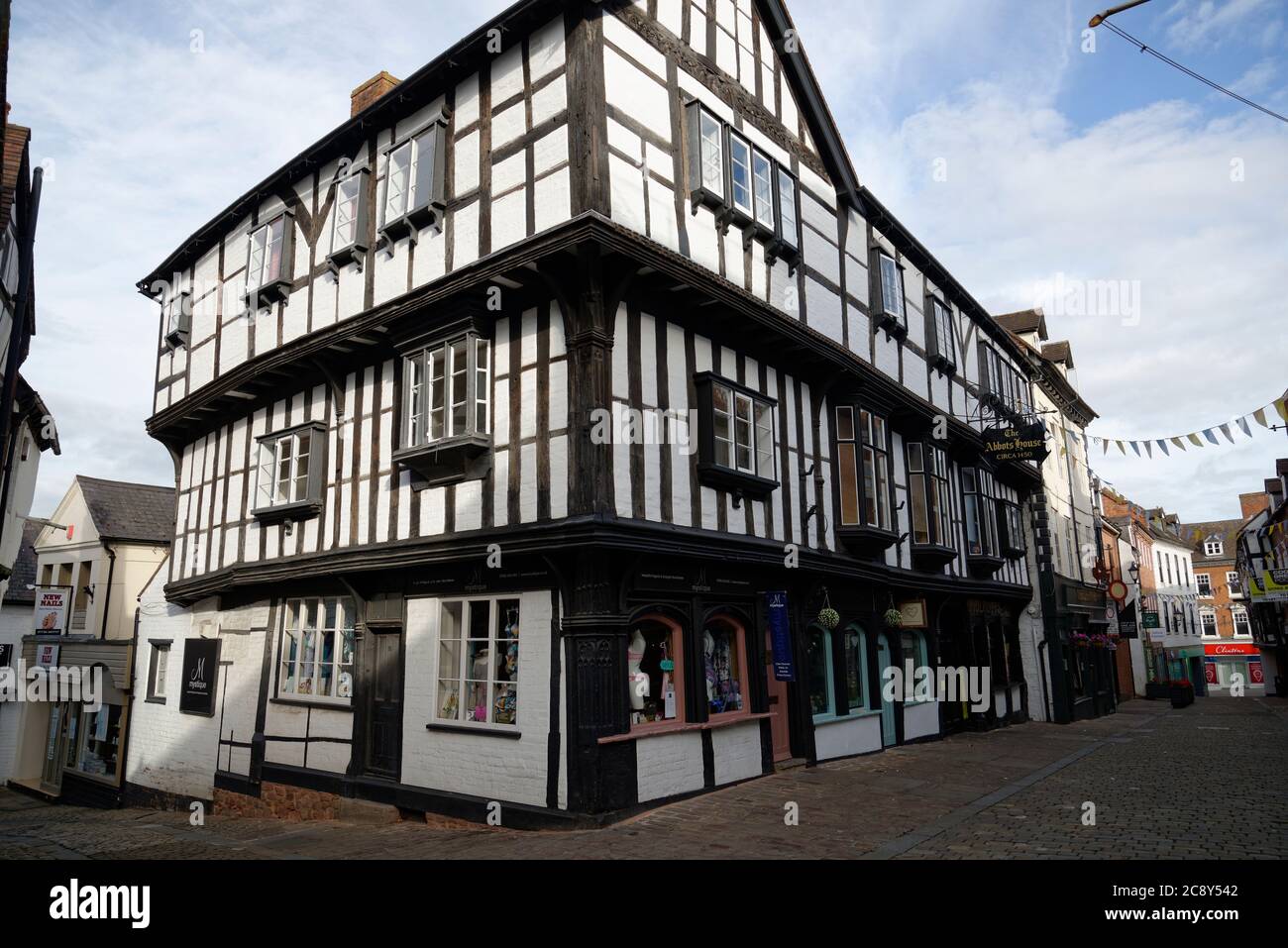 Old black white timber framed hi-res stock photography and images - Alamy