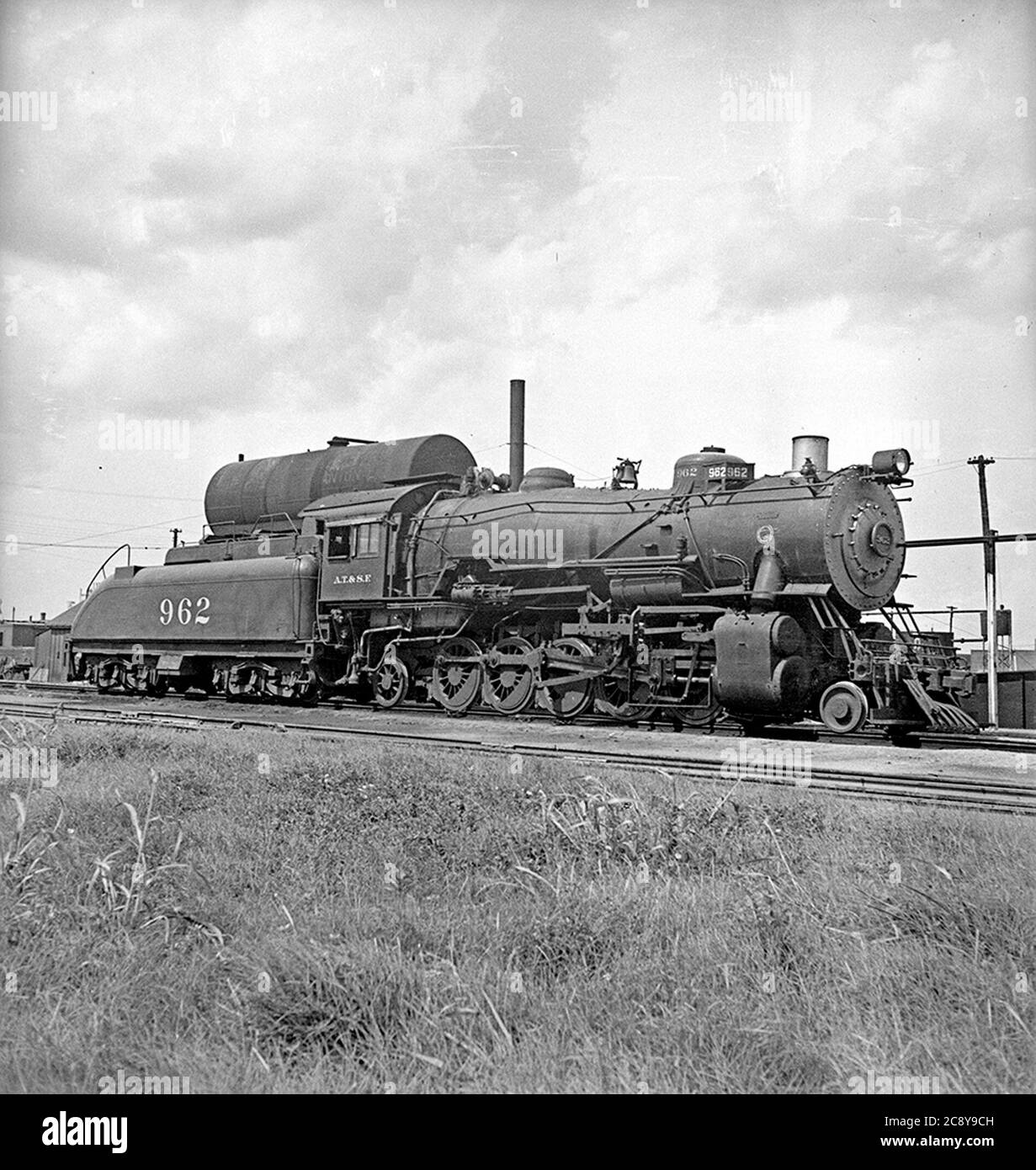 1940s santa fe locomotive hi-res stock photography and images - Alamy