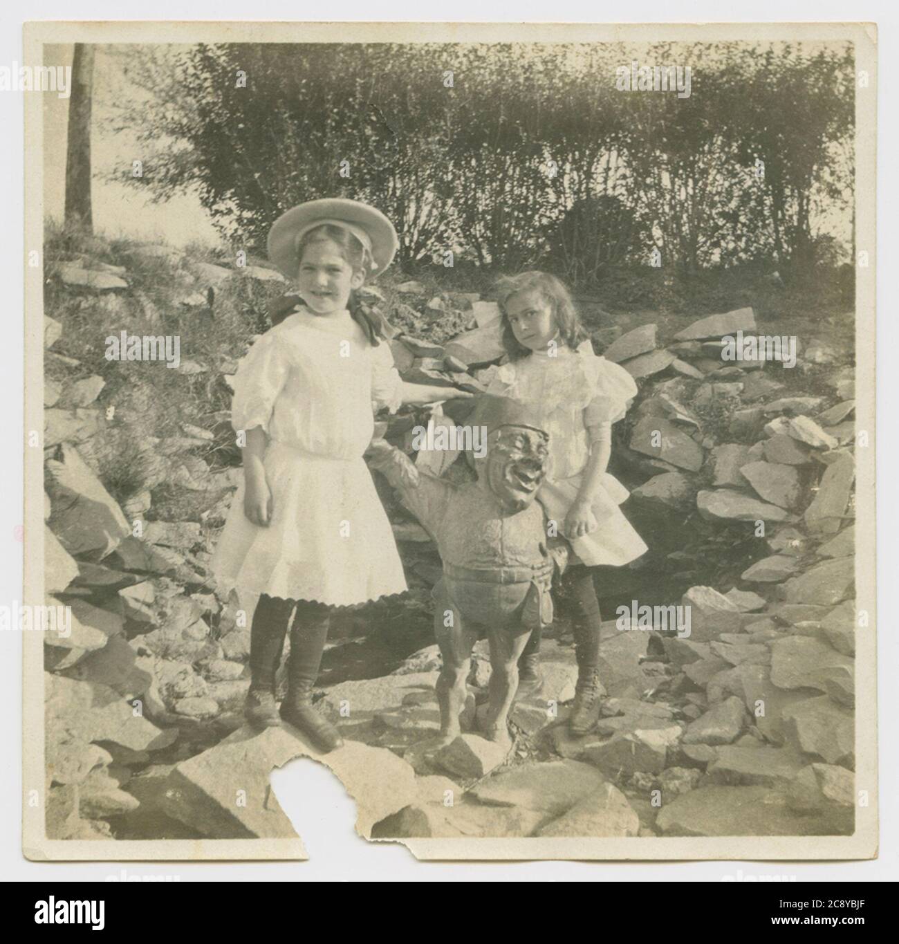 Two girls photo album hi-res stock photography and images - Alamy