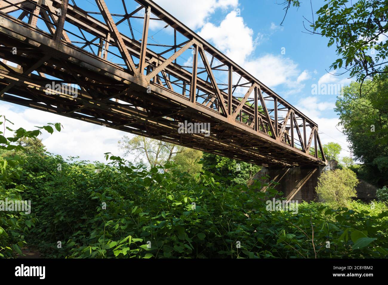 Steel framework bridge from Troisdorf–Mülheim-Speldorf Stock Photo - Alamy