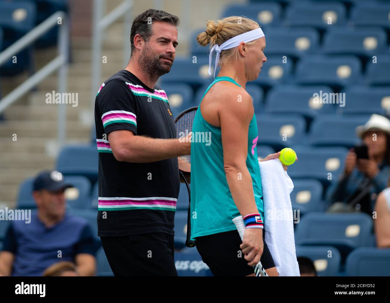 Raemon sluiter hi-res stock photography and images - Alamy