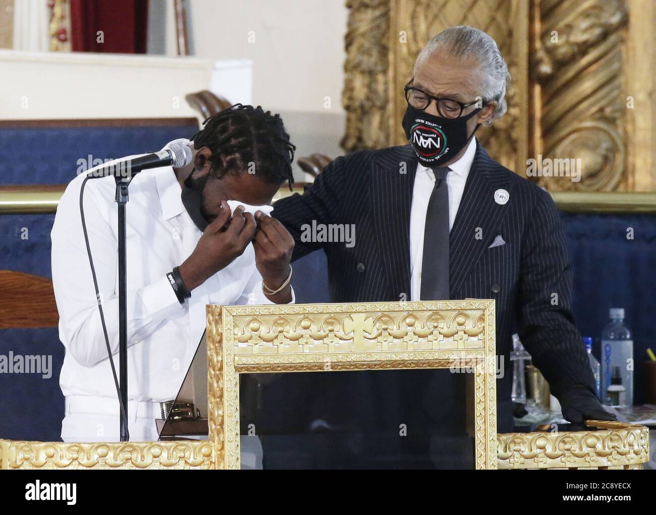 Sons funeral service hi-res stock photography and images - Alamy