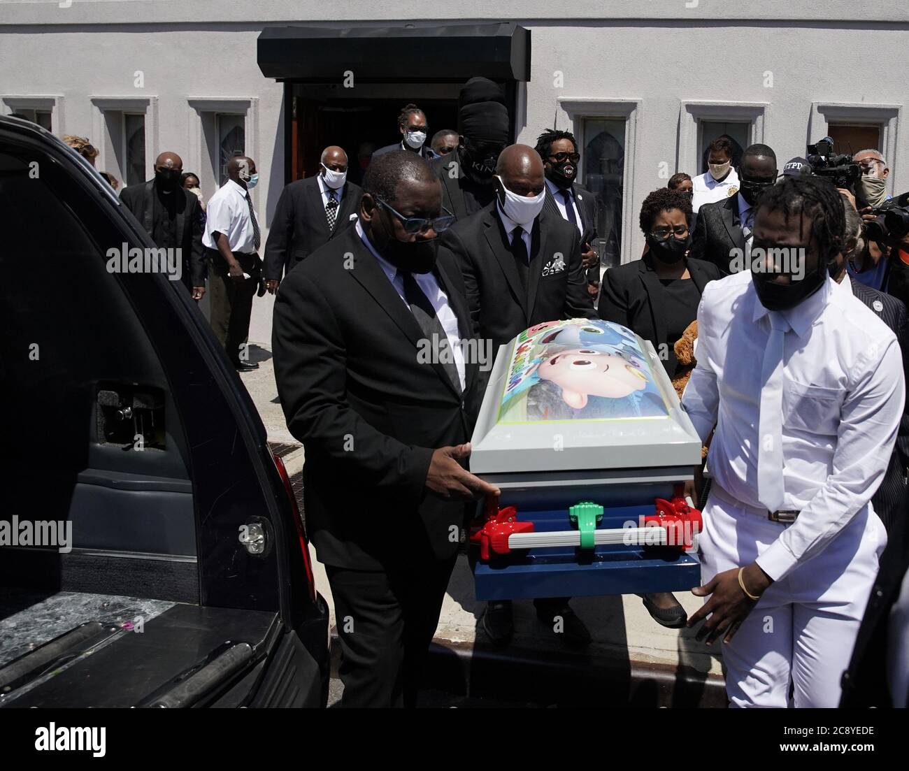 New York, United States. 27th July, 2020. The casket of Davell Gardner ...