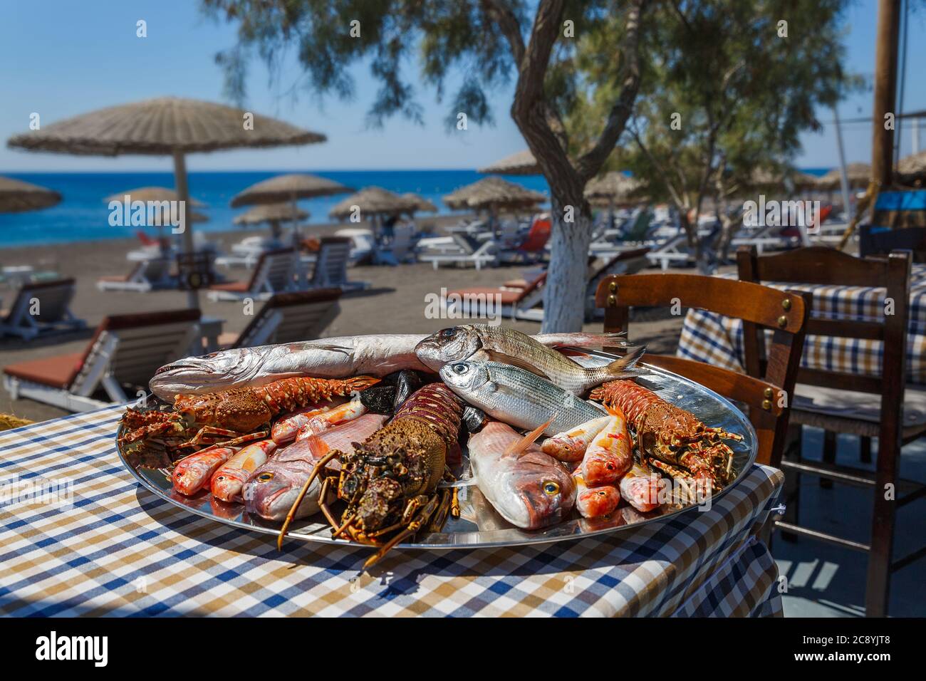 Shellfish assortment hi-res stock photography and images - Alamy