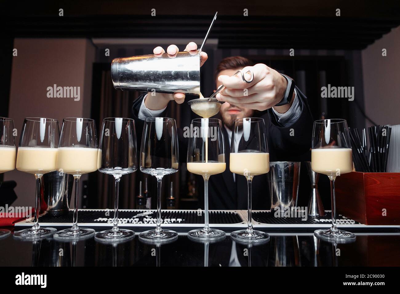 Hands holding cocktail shaker hi-res stock photography and images - Alamy
