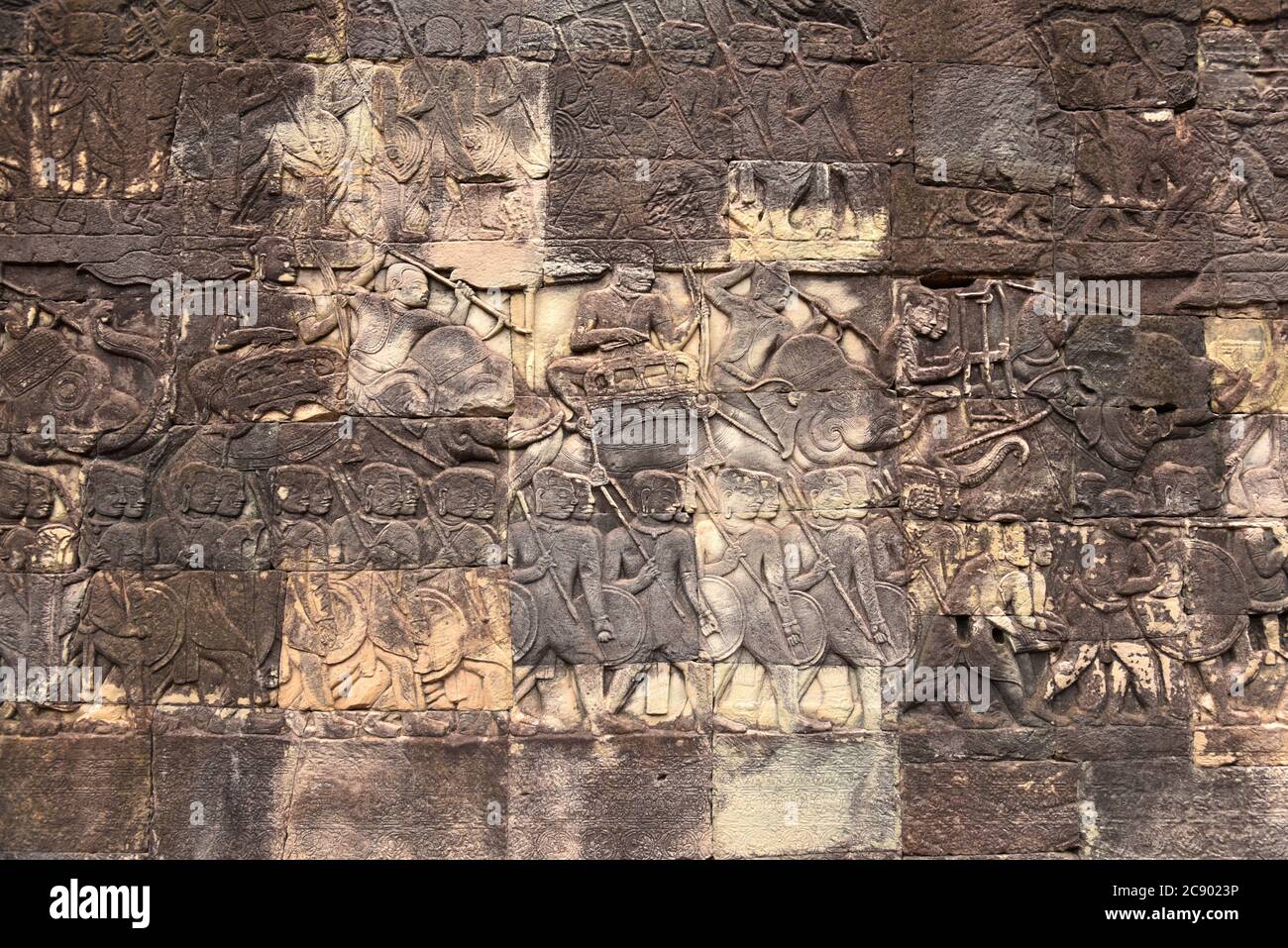 Ancient war scene on the wall of Angkor Wat, Cambodia Stock Photo - Alamy