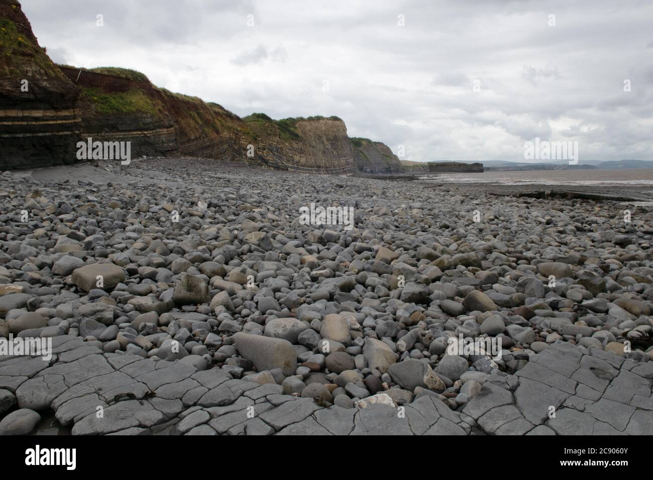 Limestone and shale layers at Kilve, Beach, UK Stock Photo - Alamy