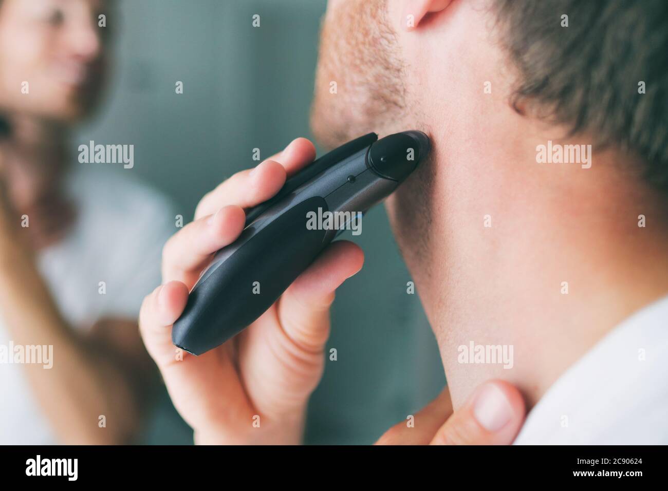 Shaving device hi-res stock photography and images - Alamy