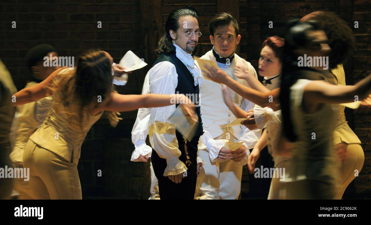 HAMILTON, center: Lin-Manuel Miranda as Alexander Hamilton, 2020 ...