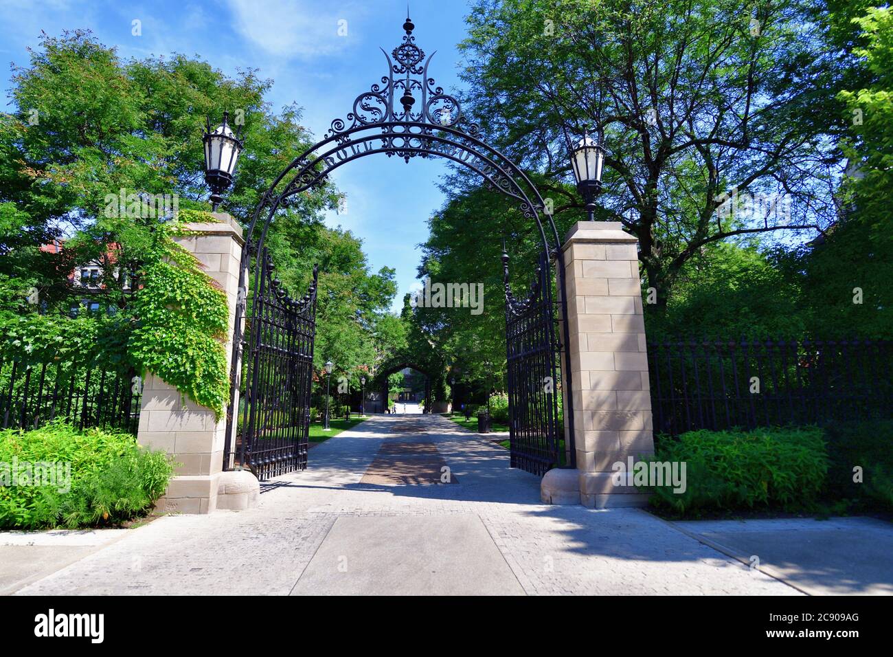 Chicago, Illinois, USA. Hull Court Gate on the campus of the University ...