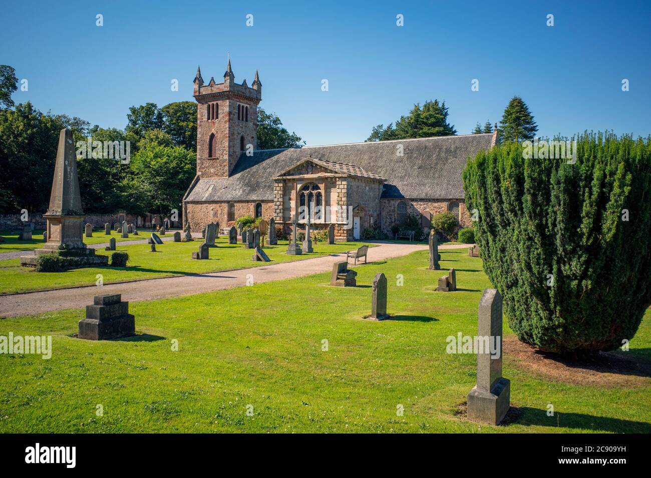 Dirleton Kirk and graveyard, Dirleton, East Lothian, Scotland UK Stock ...