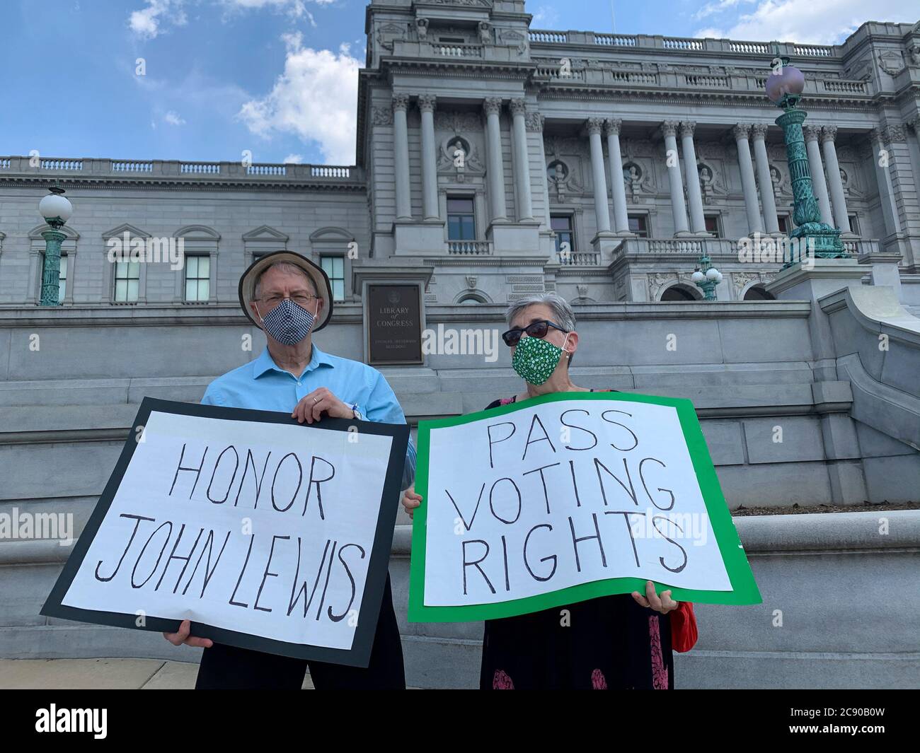 Rights of way act signs hi-res stock photography and images - Alamy
